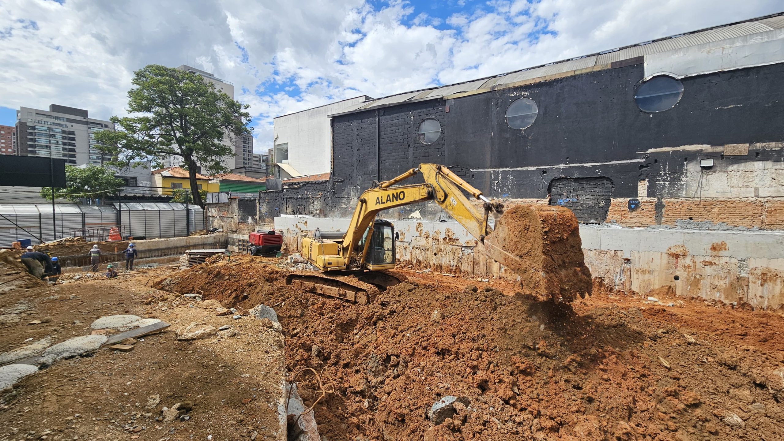 Autoral Moema | Em obras Conx